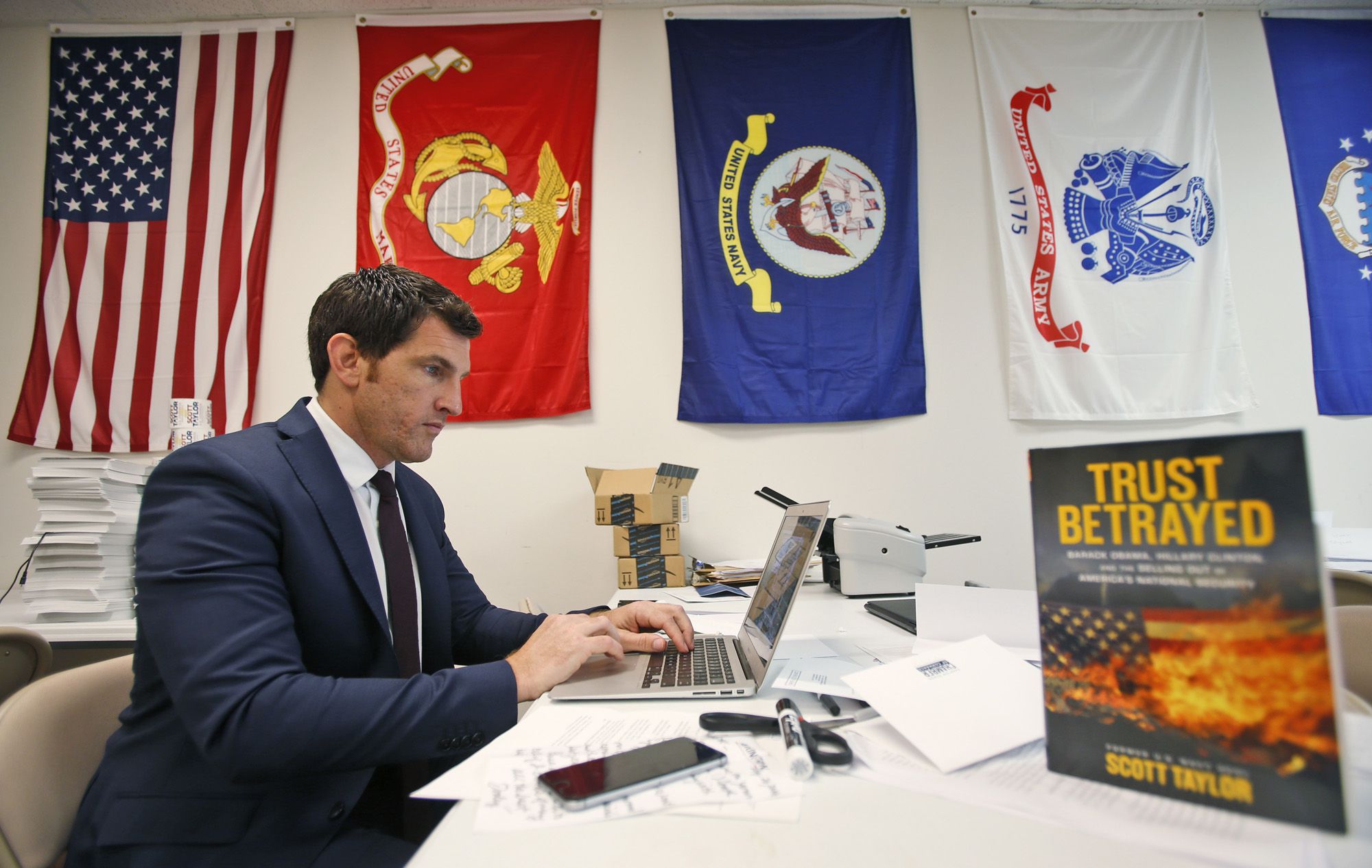 Scott Taylor Navy Seal Bio