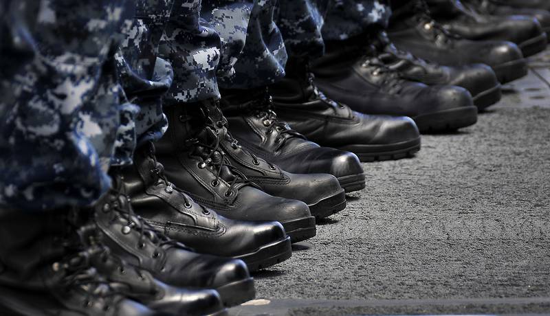 Are the Navy’s safety boots unsafe?