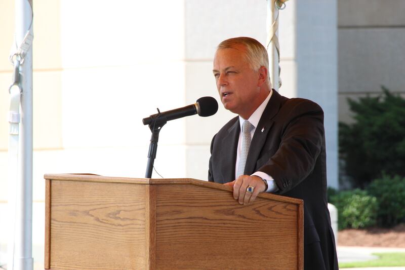 Limited cell phone usage to be allowed for recruits in Navy boot camp