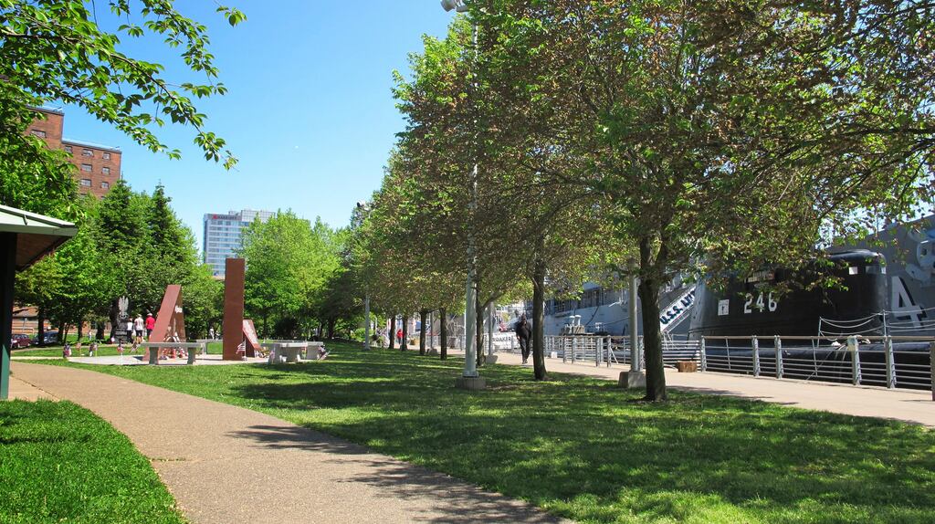 75 years after Midway, Navy hero honored in hometown